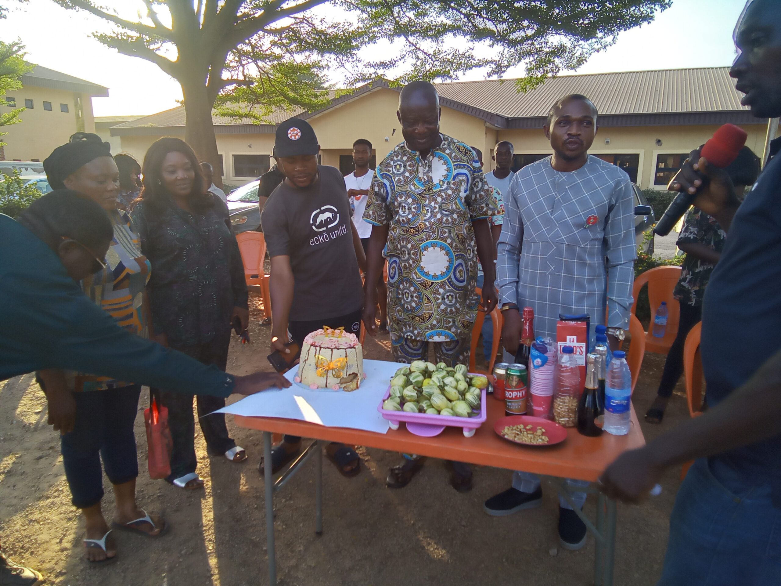 Members of Block O, Mabushi Ultra Modern Market Celebrate End of The ...
